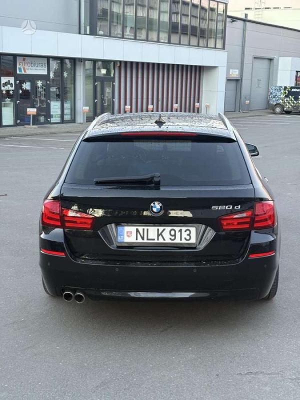 Black BMW 520 2011 in Vilnius, with an engine capacity of 2.00 L and mileage of 202 thousand km for 9100 €, photo 9 on AUTOMOTO.COM.LV