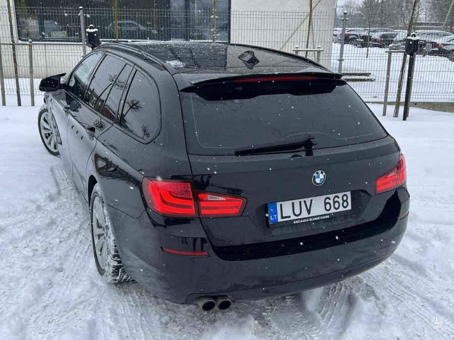 Black BMW 520 2011 in Kaunas, with an engine capacity of 2.00 L and mileage of 4400 thousand km for 7300 €, photo 9 on AUTOMOTO.COM.LV