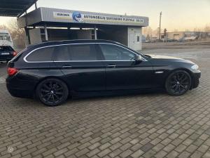 Black BMW 520 2011 in Marijampole, with an engine capacity of 2.00 L and mileage of 271 thousand km for 6750 €, photo 11 on AUTOMOTO.COM.LV