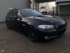 Black BMW 520 2011 in Marijampole, with an engine capacity of 2.00 L and mileage of 271 thousand km for 6750 €, photo 13 on AUTOMOTO.COM.LV