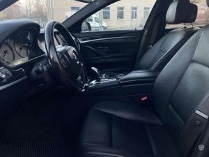 Black BMW 520 2011 in Marijampole, with an engine capacity of 2.00 L and mileage of 271 thousand km for 6750 €, photo 16 on AUTOMOTO.COM.LV