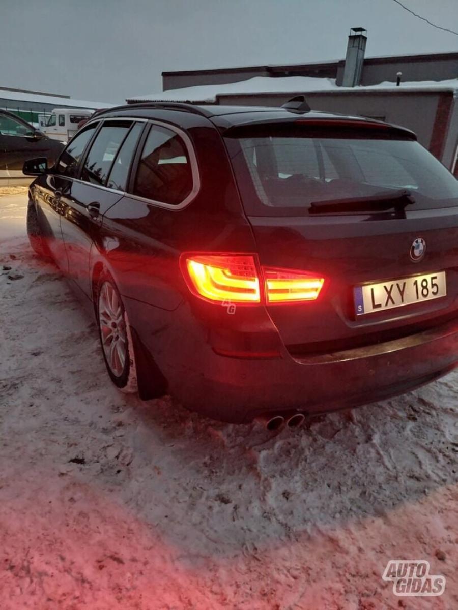 Black BMW 520 2011 in Mazeikiai, with an engine capacity of 2.00 L and mileage of 198 thousand km for 8300 €, photo 8 on AUTOMOTO.COM.LV