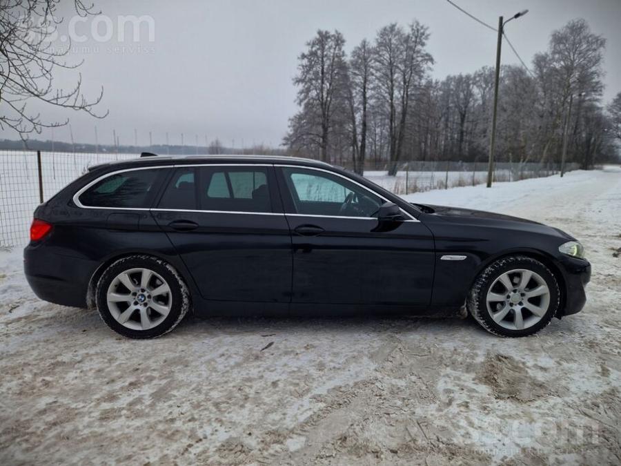Melns BMW 520 2011 Tallina, ar dzinēja tilpumu 2.00 L un nobraukumu 379 tūkst. km par 5700 €, foto 5 vietnē AUTOMOTO.COM.LV