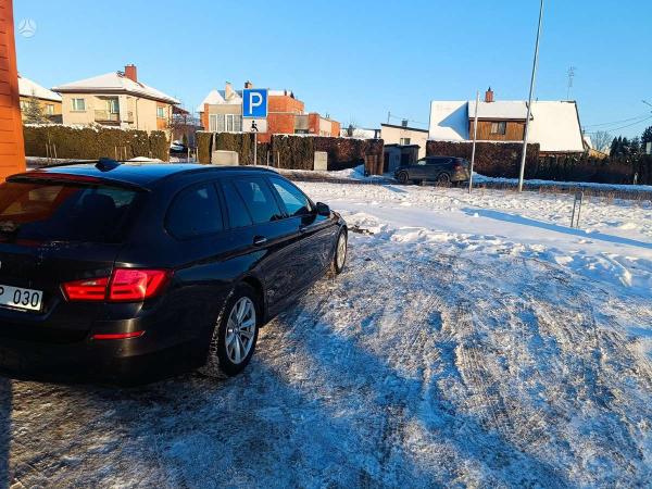 Melns BMW 520 2011 Panevēža, ar dzinēja tilpumu 2.00 L un nobraukumu 306 tūkst. km par 7200 €, foto 6 vietnē AUTOMOTO.COM.LV