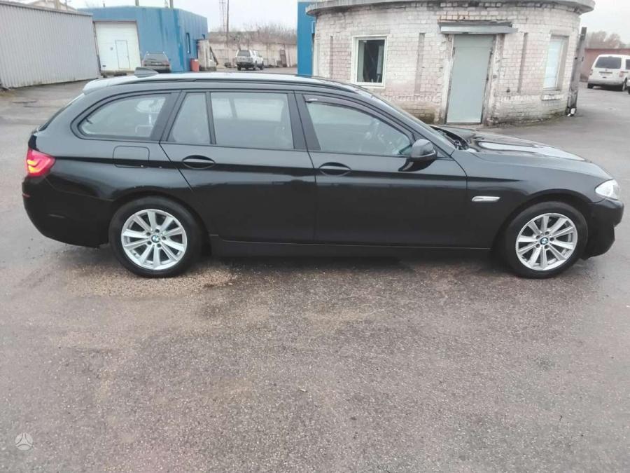 Melns BMW 520 2011 Šauļi, ar dzinēja tilpumu 2.00 L un nobraukumu 251 tūkst. km par 5900 €, foto 6 vietnē AUTOMOTO.COM.LV