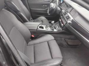Melns BMW 520 2011 Šauļi, ar dzinēja tilpumu 2.00 L un nobraukumu 251 tūkst. km par 5900 €, foto 9 vietnē AUTOMOTO.COM.LV