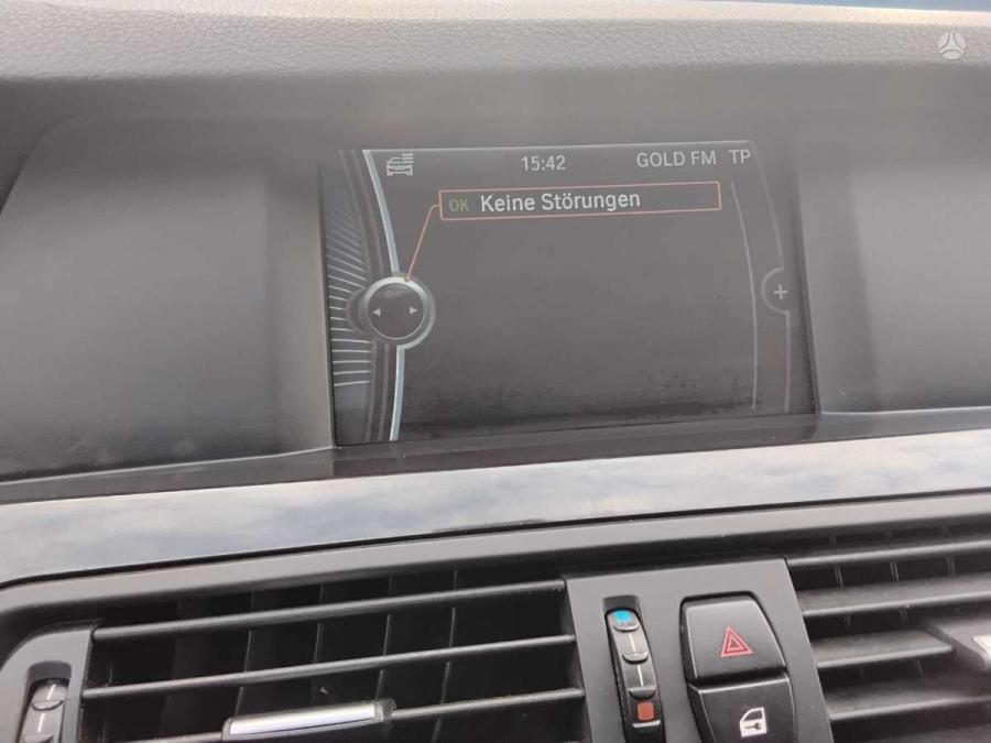 Melns BMW 520 2011 Šauļi, ar dzinēja tilpumu 2.00 L un nobraukumu 251 tūkst. km par 5900 €, foto 15 vietnē AUTOMOTO.COM.LV