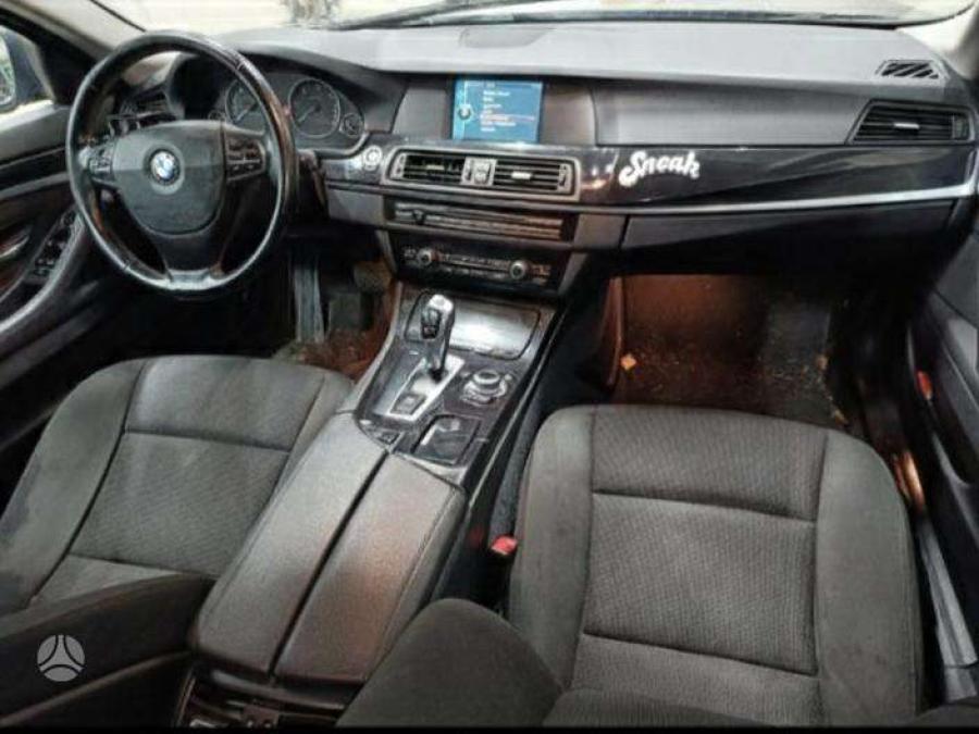 Melns BMW 520 2011 Kauņa, ar dzinēja tilpumu 0.00 L un nobraukumu 400 tūkst. km par 4990 €, foto 5 vietnē AUTOMOTO.COM.LV
