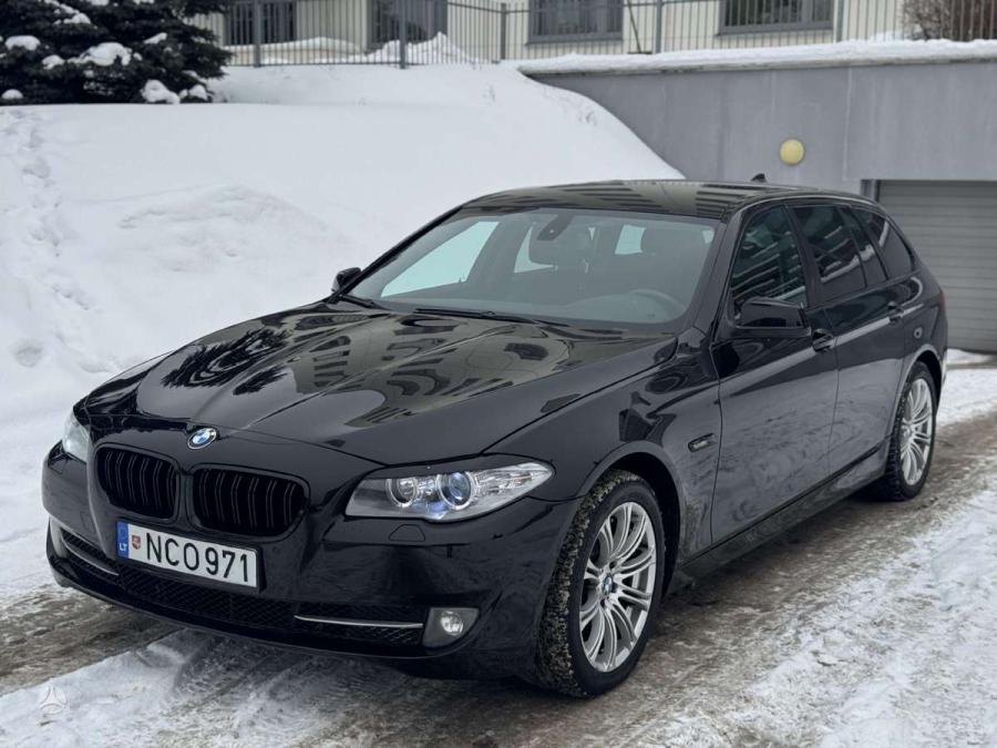 Melns BMW 520 2011 Viļņa, ar dzinēja tilpumu 2.00 L un nobraukumu 361 tūkst. km par 8200 €, foto 3 vietnē AUTOMOTO.COM.LV