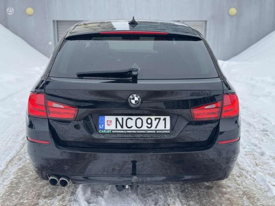 Melns BMW 520 2011 Viļņa, ar dzinēja tilpumu 2.00 L un nobraukumu 361 tūkst. km par 8200 €, foto 5 vietnē AUTOMOTO.COM.LV