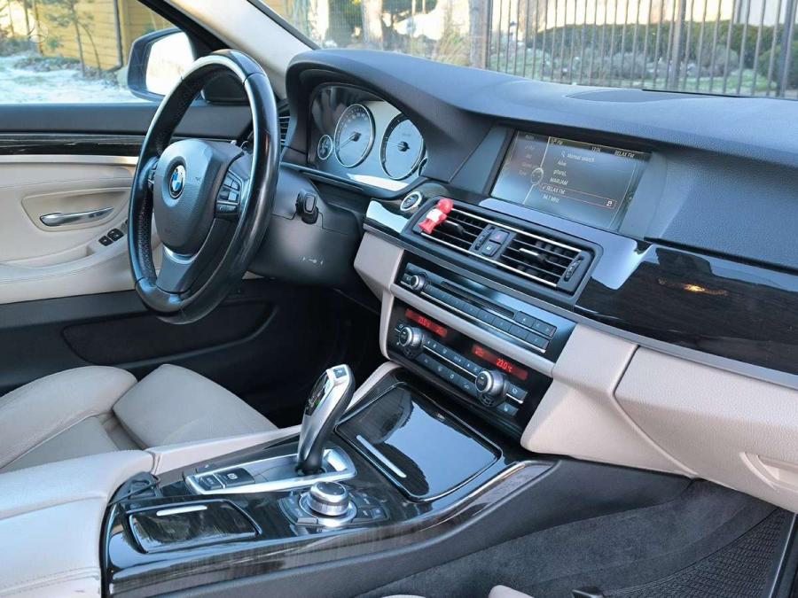Melns BMW 520 2011 Jurbarkas, ar dzinēja tilpumu 2.00 L un nobraukumu 320 tūkst. km par 7900 €, foto 17 vietnē AUTOMOTO.COM.LV