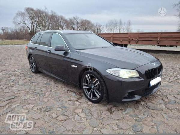 Melns BMW 520 2011 Pakruojis, ar dzinēja tilpumu 2.00 L un nobraukumu 222 tūkst. km par 7200 €, foto 2 vietnē AUTOMOTO.COM.LV