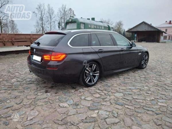 Melns BMW 520 2011 Pakruojis, ar dzinēja tilpumu 2.00 L un nobraukumu 222 tūkst. km par 7200 €, foto 3 vietnē AUTOMOTO.COM.LV