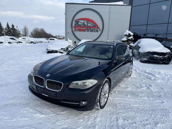 Melns BMW 520 2011 Telšiai, ar dzinēja tilpumu 2.00 L un nobraukumu 275 tūkst. km par 7300 €, foto 2 vietnē AUTOMOTO.COM.LV