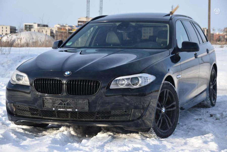 Melns BMW 520 2011 Viļņa, ar dzinēja tilpumu 2.00 L un nobraukumu 294 tūkst. km par 7999 €, foto 1 vietnē AUTOMOTO.COM.LV