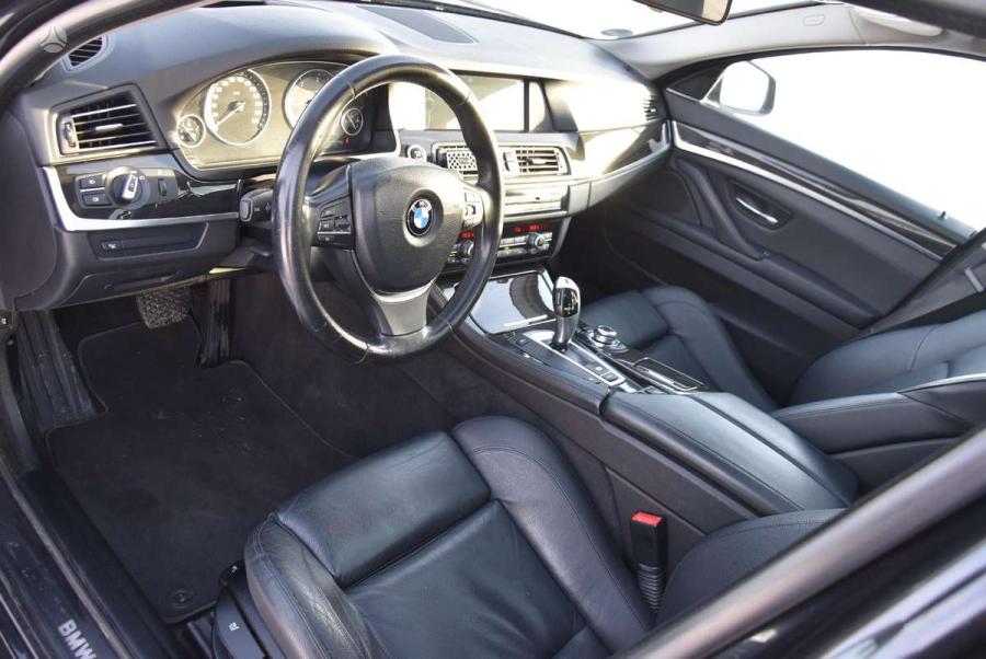 Melns BMW 520 2011 Viļņa, ar dzinēja tilpumu 2.00 L un nobraukumu 294 tūkst. km par 7999 €, foto 13 vietnē AUTOMOTO.COM.LV