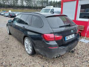 Black BMW 520 2011 in Vilnius, with an engine capacity of 2.00 L and mileage of 395 thousand km for 8000 €, photo 4 on AUTOMOTO.COM.LV