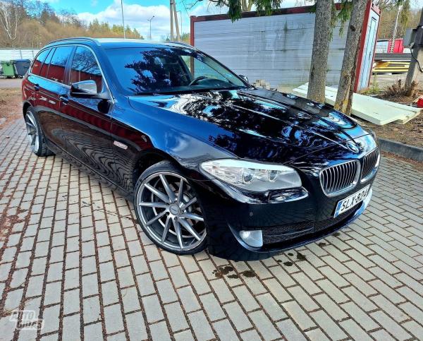 Melns BMW 520 2011 Radviliškis, ar dzinēja tilpumu 2.00 L un nobraukumu 383 tūkst. km par 5950 €, foto 4 vietnē AUTOMOTO.COM.LV