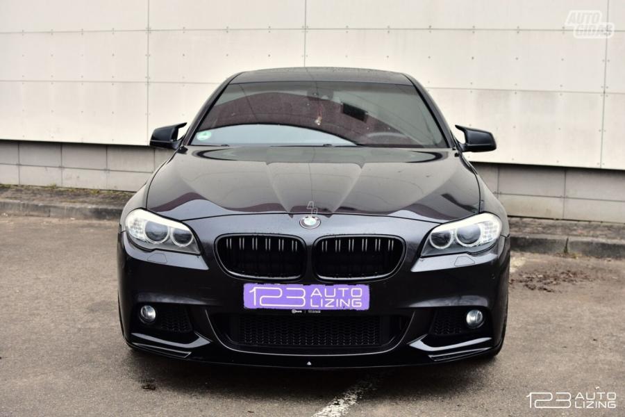 Black BMW 520 2011 in Kretinga, with an engine capacity of 2.00 L and mileage of 344 thousand km for 8000 €, photo 4 on AUTOMOTO.COM.LV