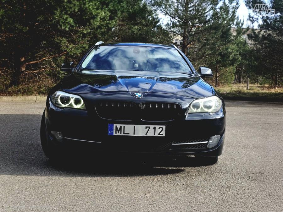 Melns BMW 520 2011 Klaipėda, ar dzinēja tilpumu 2.00 L un nobraukumu 255 tūkst. km par 6999 €, foto 1 vietnē AUTOMOTO.COM.LV