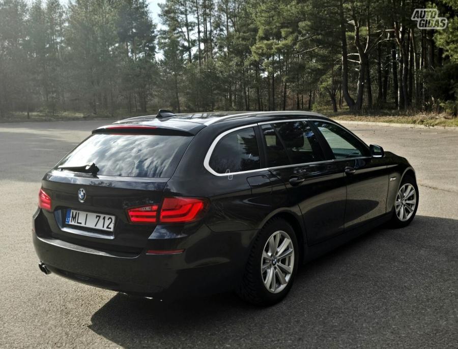 Melns BMW 520 2011 Klaipėda, ar dzinēja tilpumu 2.00 L un nobraukumu 255 tūkst. km par 6999 €, foto 4 vietnē AUTOMOTO.COM.LV