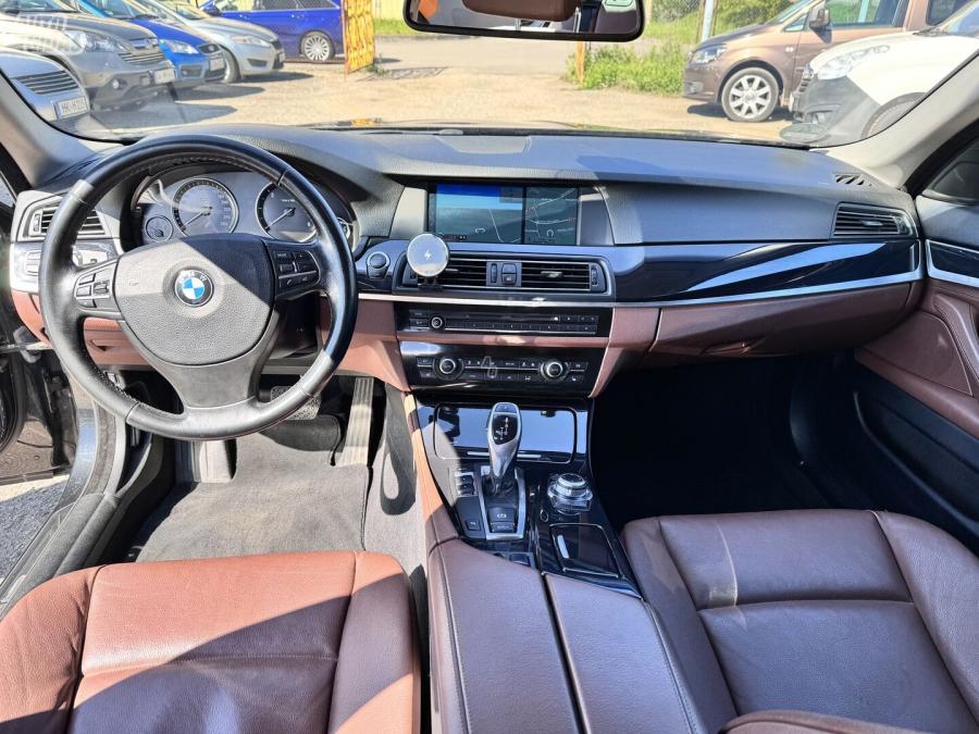 Black BMW 520 2011 in Vilnius, with an engine capacity of 2.00 L and mileage of 277 thousand km for 7999 €, photo 13 on AUTOMOTO.COM.LV