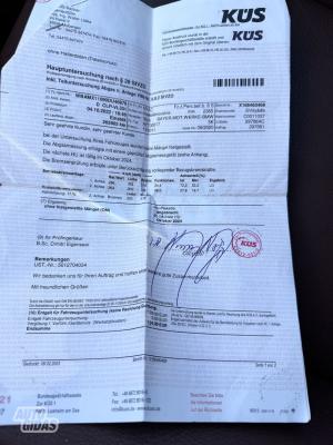 Black BMW 520 2011 in Vilnius, with an engine capacity of 2.00 L and mileage of 277 thousand km for 7999 €, photo 16 on AUTOMOTO.COM.LV