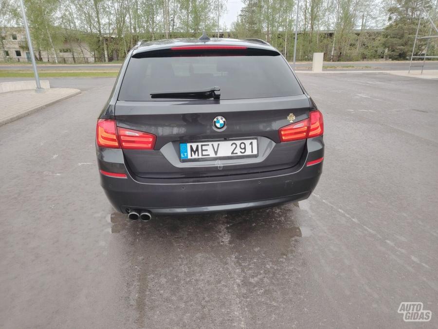 Melns BMW 520 2011 Naujoji Akmenė, ar dzinēja tilpumu 2.00 L un nobraukumu 270 tūkst. km par 6999 €, foto 5 vietnē AUTOMOTO.COM.LV