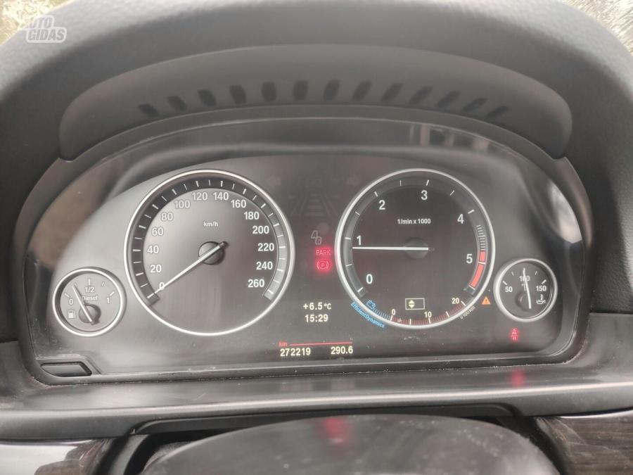 Melns BMW 520 2011 Naujoji Akmenė, ar dzinēja tilpumu 2.00 L un nobraukumu 270 tūkst. km par 6999 €, foto 12 vietnē AUTOMOTO.COM.LV