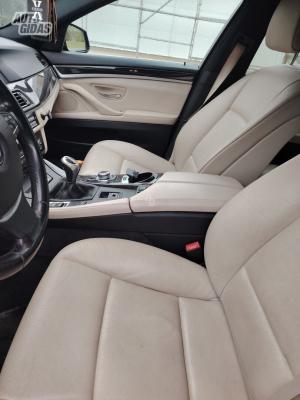 Melns BMW 520 2011 Naujoji Akmenė, ar dzinēja tilpumu 2.00 L un nobraukumu 270 tūkst. km par 6999 €, foto 14 vietnē AUTOMOTO.COM.LV