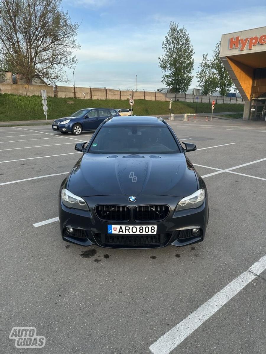 Melns BMW 520 2011 Šauļi, ar dzinēja tilpumu 2.00 L un nobraukumu 218 tūkst. km par 7750 €, foto 1 vietnē AUTOMOTO.COM.LV