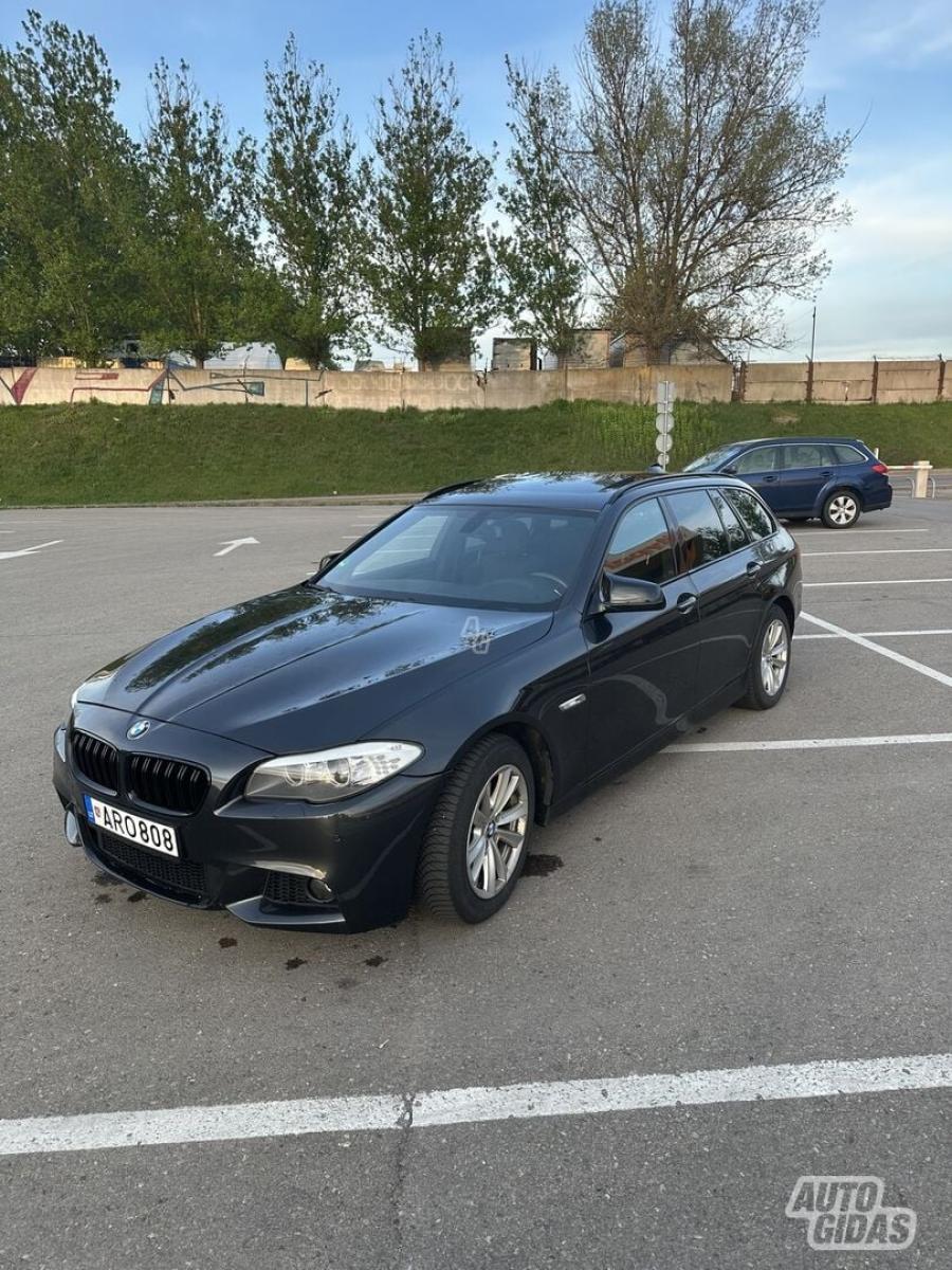 Melns BMW 520 2011 Šauļi, ar dzinēja tilpumu 2.00 L un nobraukumu 218 tūkst. km par 7750 €, foto 4 vietnē AUTOMOTO.COM.LV