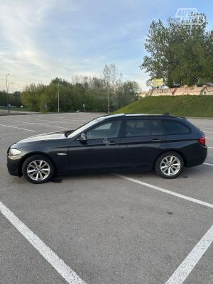 Melns BMW 520 2011 Šauļi, ar dzinēja tilpumu 2.00 L un nobraukumu 218 tūkst. km par 7750 €, foto 5 vietnē AUTOMOTO.COM.LV