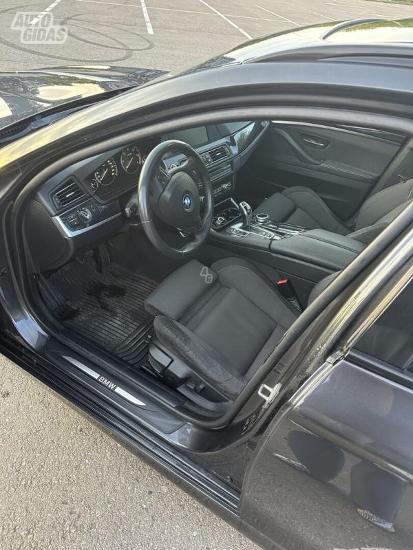 Melns BMW 520 2011 Šauļi, ar dzinēja tilpumu 2.00 L un nobraukumu 218 tūkst. km par 7750 €, foto 9 vietnē AUTOMOTO.COM.LV