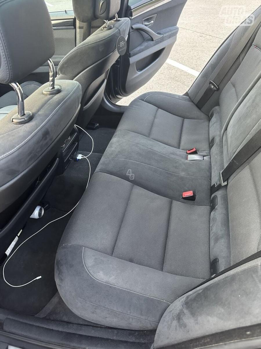 Melns BMW 520 2011 Šauļi, ar dzinēja tilpumu 2.00 L un nobraukumu 218 tūkst. km par 7750 €, foto 16 vietnē AUTOMOTO.COM.LV