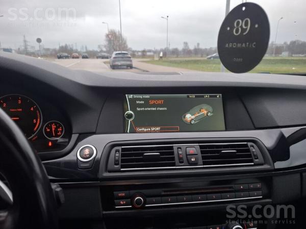 Black BMW 520 2011 in Liepaja, with an engine capacity of 2.00 L and mileage of 268 thousand km for 7400 €, photo 10 on AUTOMOTO.COM.LV