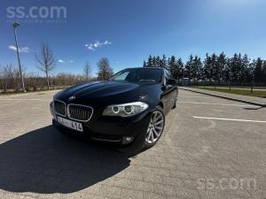 Melns BMW 520 2011 Saldus, ar dzinēja tilpumu 2.00 L un nobraukumu 291 tūkst. km par 8500 €, foto 12 vietnē AUTOMOTO.COM.LV