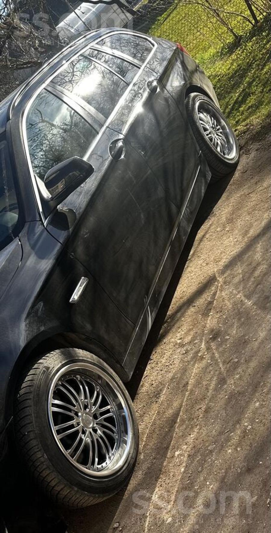 Melns BMW 520 2011 Saldus, ar dzinēja tilpumu 2.00 L un nobraukumu 291 tūkst. km par 8500 €, foto 14 vietnē AUTOMOTO.COM.LV