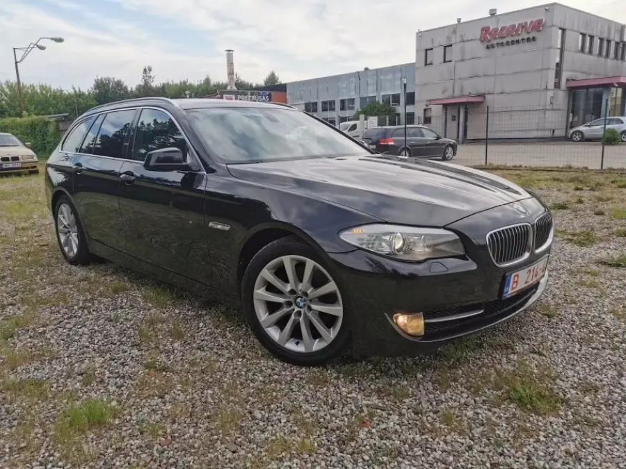 Melns BMW 520 2011 Kuldīga, ar dzinēja tilpumu 2.00 L un nobraukumu 271 tūkst. km par 10400 €, foto 4 vietnē AUTOMOTO.COM.LV