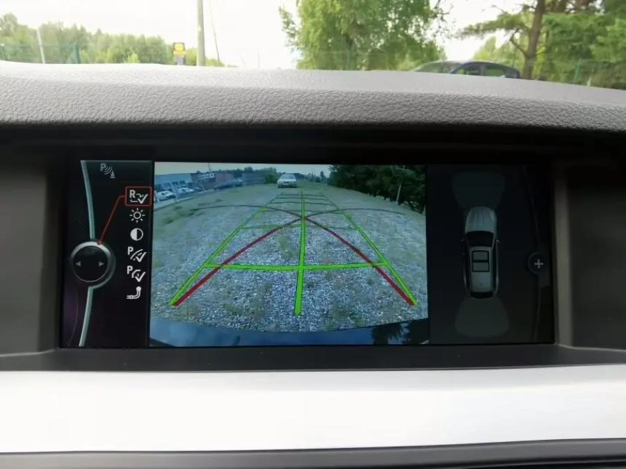 Melns BMW 520 2011 Kuldīga, ar dzinēja tilpumu 2.00 L un nobraukumu 271 tūkst. km par 10400 €, foto 12 vietnē AUTOMOTO.COM.LV