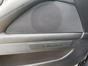 Melns BMW 520 2011 Kuldīga, ar dzinēja tilpumu 2.00 L un nobraukumu 271 tūkst. km par 10400 €, foto 16 vietnē AUTOMOTO.COM.LV