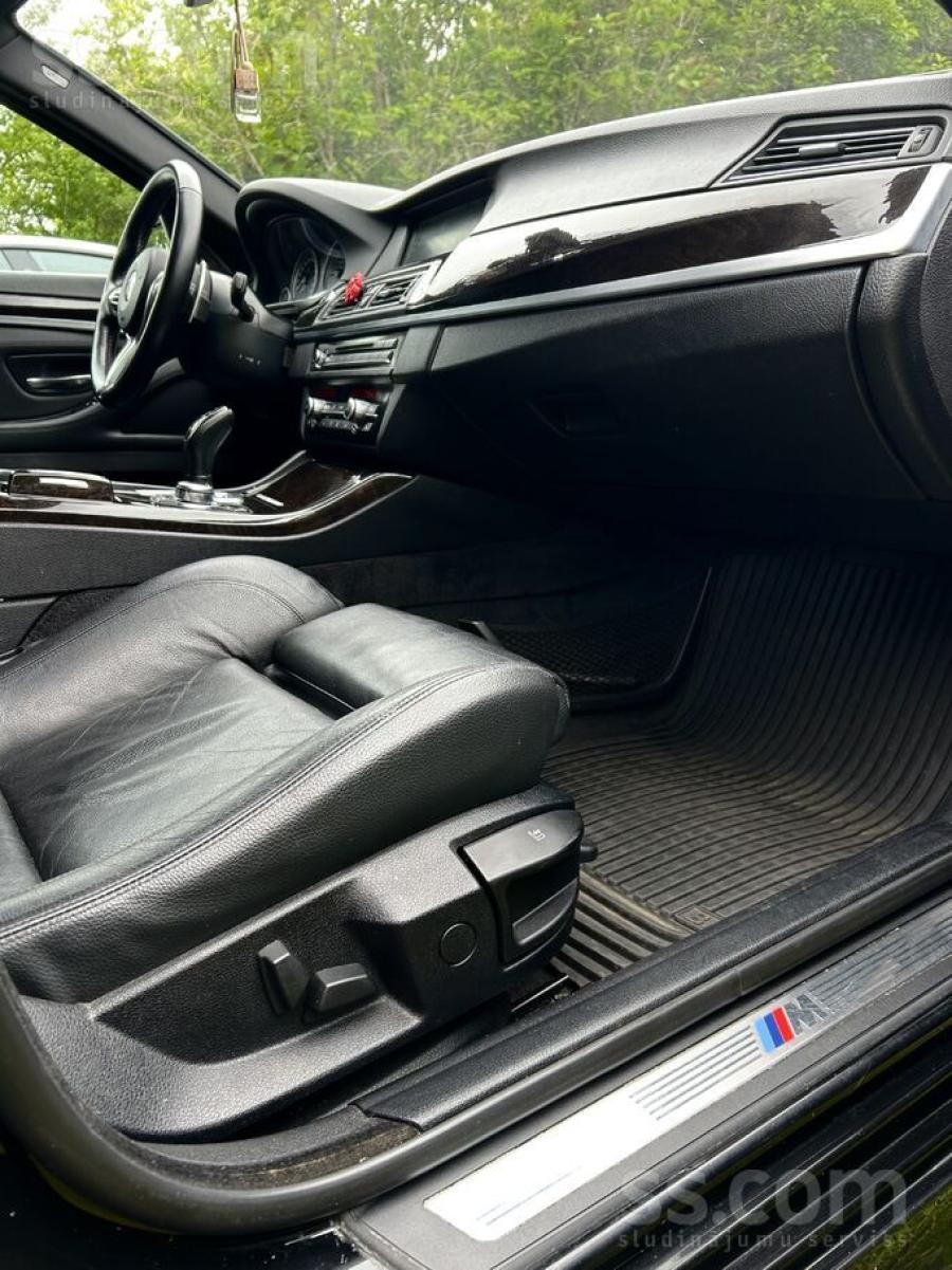 Melns BMW 520 2011 Rīga, ar dzinēja tilpumu 2.00 L un nobraukumu 285 tūkst. km par 11500 €, foto 19 vietnē AUTOMOTO.COM.LV