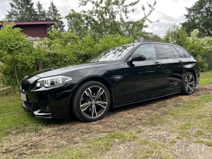 Melns BMW 520 2011 Rīga, ar dzinēja tilpumu 2.00 L un nobraukumu 285 tūkst. km par 11500 €, foto 26 vietnē AUTOMOTO.COM.LV