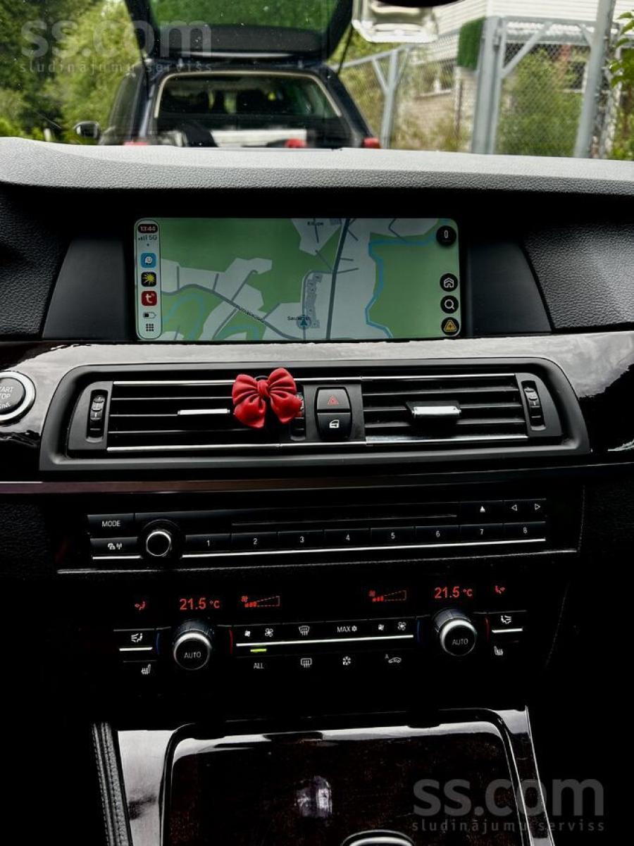 Melns BMW 520 2011 Rīga, ar dzinēja tilpumu 2.00 L un nobraukumu 285 tūkst. km par 11500 €, foto 34 vietnē AUTOMOTO.COM.LV