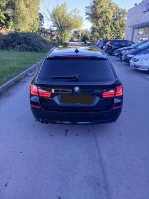 Melns BMW 520 2011 Panevēža, ar dzinēja tilpumu 2.00 L un nobraukumu 255 tūkst. km par 7800 €, foto 3 vietnē AUTOMOTO.COM.LV
