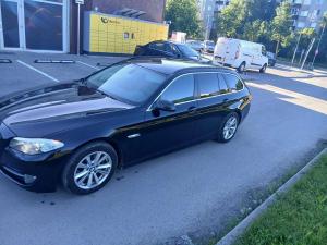 Melns BMW 520 2011 Panevēža, ar dzinēja tilpumu 2.00 L un nobraukumu 255 tūkst. km par 7800 €, foto 4 vietnē AUTOMOTO.COM.LV