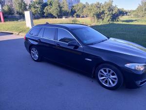 Melns BMW 520 2011 Panevēža, ar dzinēja tilpumu 2.00 L un nobraukumu 255 tūkst. km par 7800 €, foto 5 vietnē AUTOMOTO.COM.LV