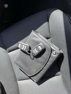 Melns BMW 520 2011 Radviliškis, ar dzinēja tilpumu 2.00 L un nobraukumu 300 tūkst. km par 4299 €, foto 8 vietnē AUTOMOTO.COM.LV
