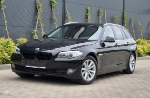 Black BMW 520 2011 in Vilnius, with an engine capacity of 2.00 L and mileage of 266 thousand km for 7999 €, photo  on AUTOMOTO.COM.LV