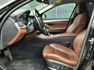 Black BMW 520 2011 in Vilnius, with an engine capacity of 2.00 L and mileage of 266 thousand km for 7999 €, photo 9 on AUTOMOTO.COM.LV